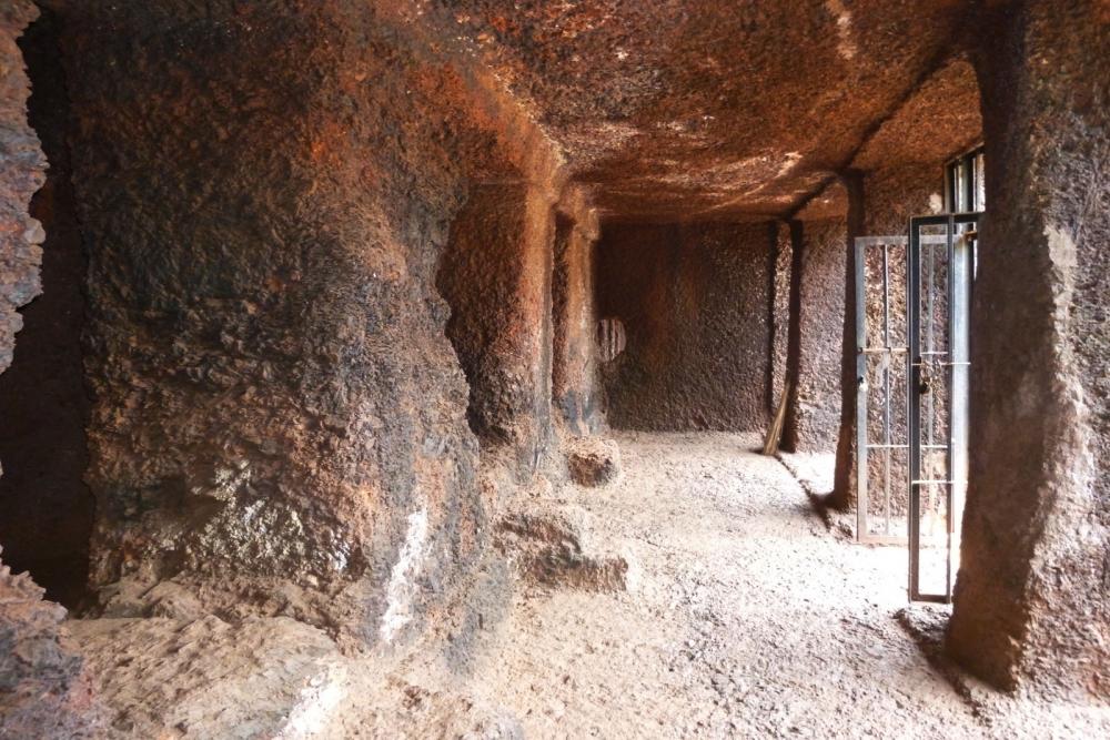 Arvalem Caves Goa Tickets, timings, offers Apr 2026 | ExploreBees