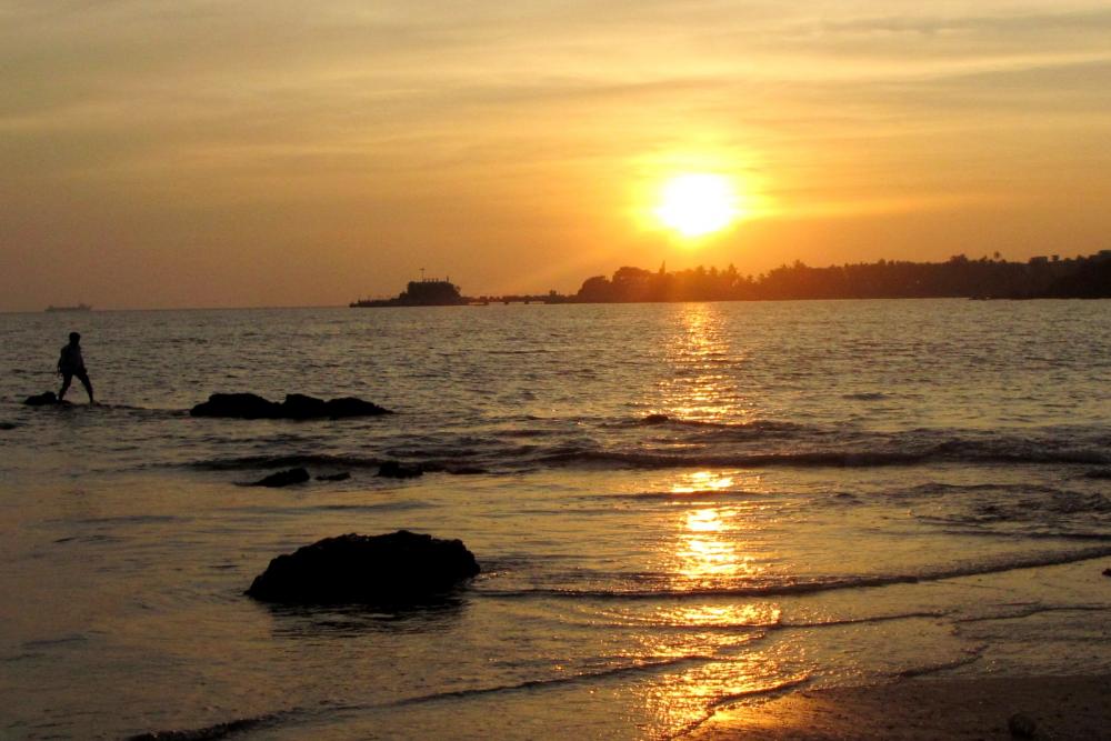 Dona Paula beach Goa Tickets, timings, offers Oct 2025 | ExploreBees