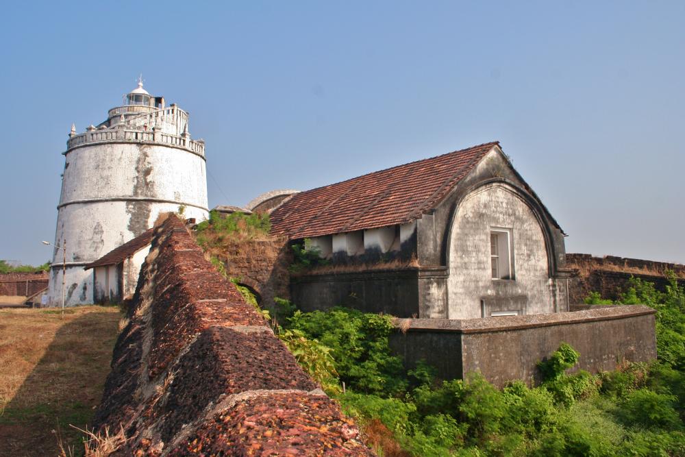 Fort Aguada timings,tickets,things to know,amentities,tips,timings ...