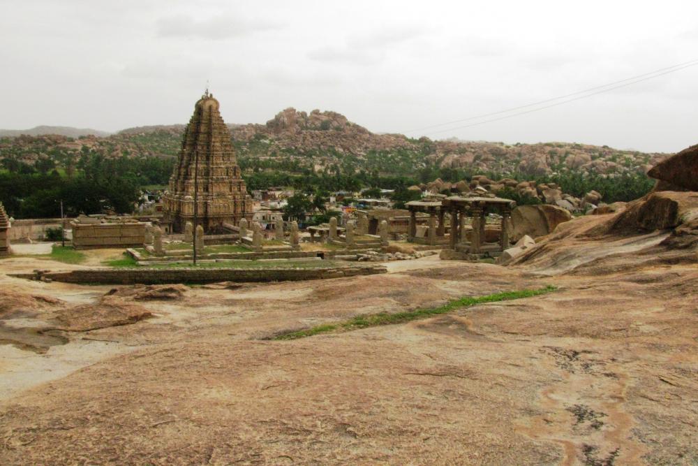 Hemakuta Hill Temples Hampi Tickets, timings, offers May 2023 | ExploreBees