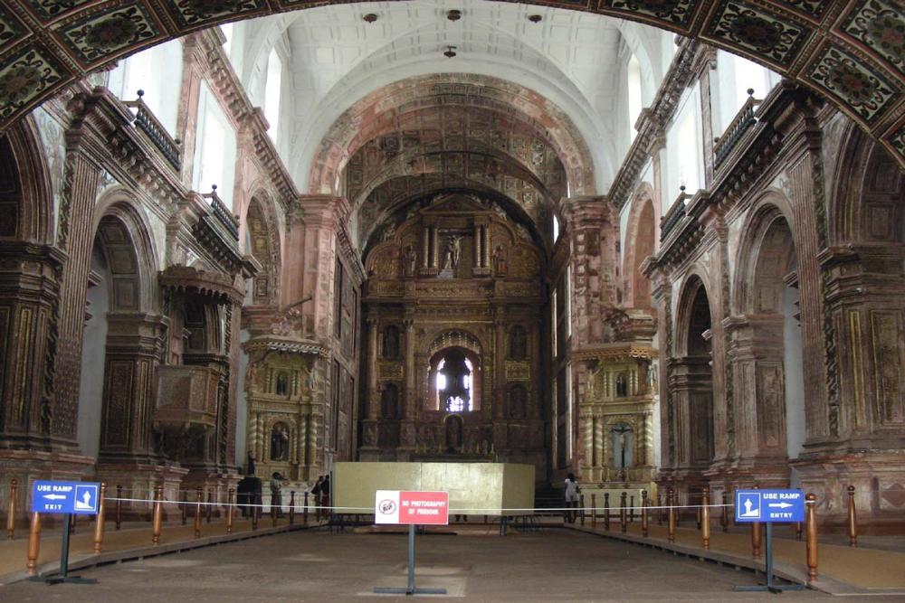 Se Cathedral Goa Tickets, timings, offers Aug 2024 | ExploreBees