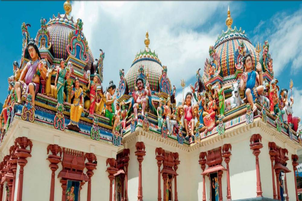 Sri Mariamman Temple - Spiritual in Singapore Dec 2025 | ExploreBees